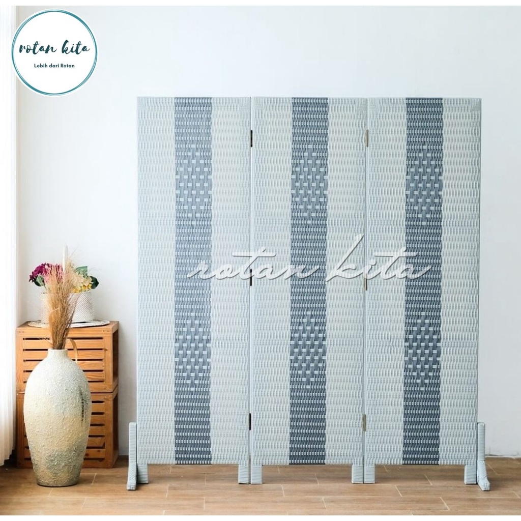Jual Partisi Ruangan Rotan Sintetis Putih Abu 3 Panel | Shopee Indonesia