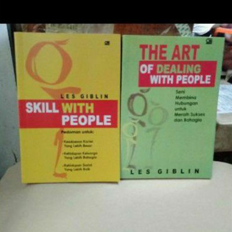Jual PAKET 2 BUKU LESS GIBLIN SKILL WITH PEOPLE | Shopee Indonesia