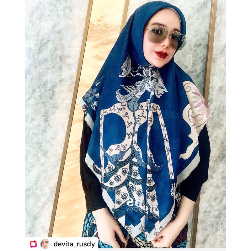 Jual HIJAB WAYANG DEWI KUNTI SERIES ( BLUE ) | Shopee Indonesia