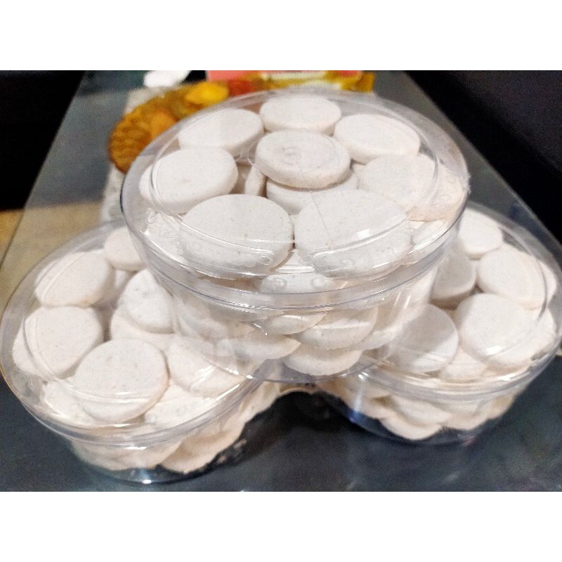 Jual kue sagu kelapa / kue Aspirin | Shopee Indonesia