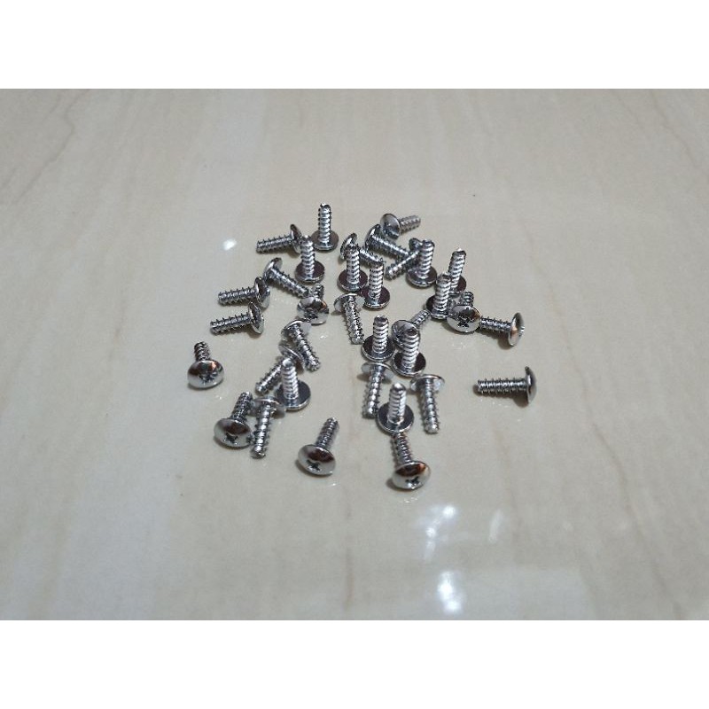 Jual BAUT BODI/SEKRUP BAUT BODY MOTOR HONDA BEAT KARBU/BEAT FI/BEAT ...