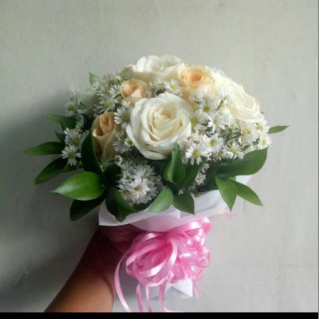 Jual Buket prewedding/buket pengantin bunga mawar fresh | Shopee Indonesia