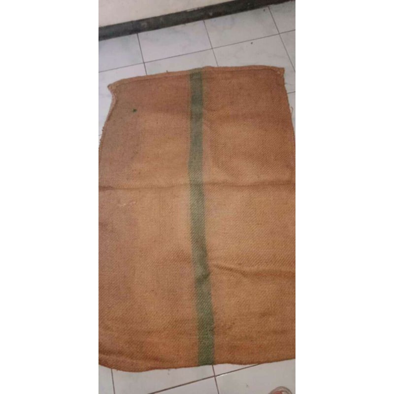 Jual karung goni 100kg besar 70x100kw2 | Shopee Indonesia