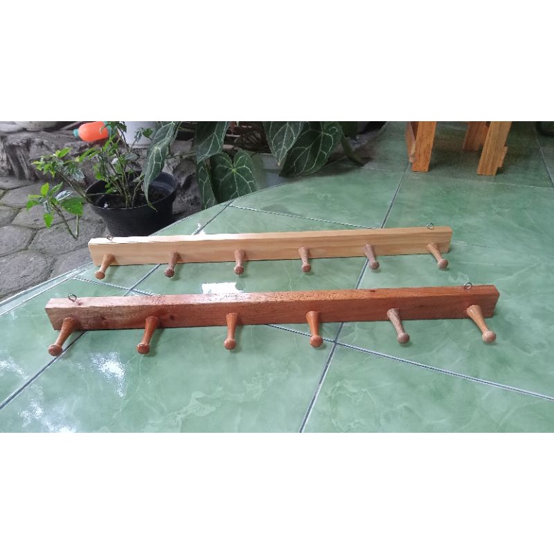 Jual Kastok kayu / Kastok baju / Gantungan baju / Hanger kayu / Hanger ...