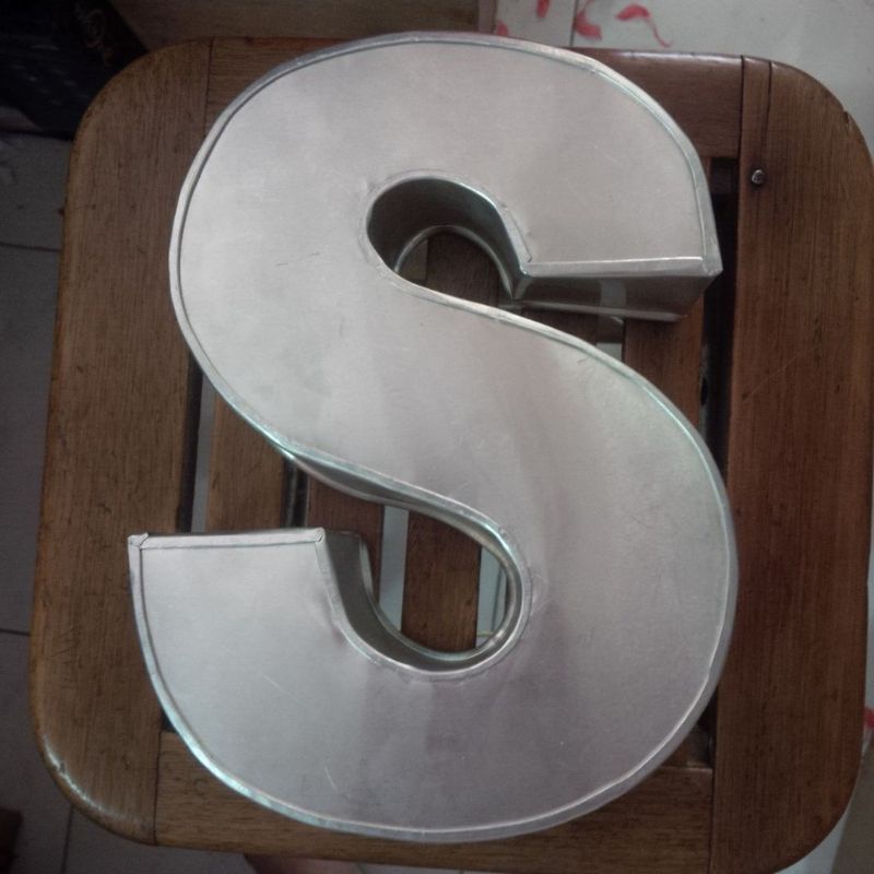 Jual loyang karakter huruf S ukuran besar 25 cm dan 20 cm | Shopee ...
