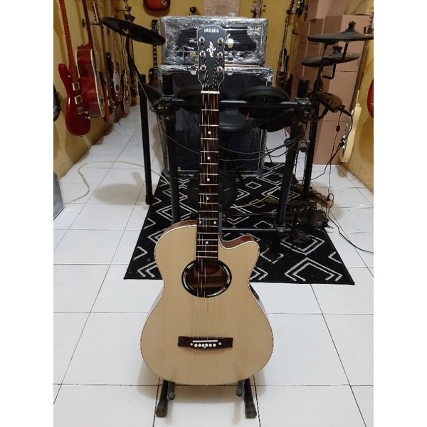 Jual Gitar Akustik Yamaha apx | Shopee Indonesia