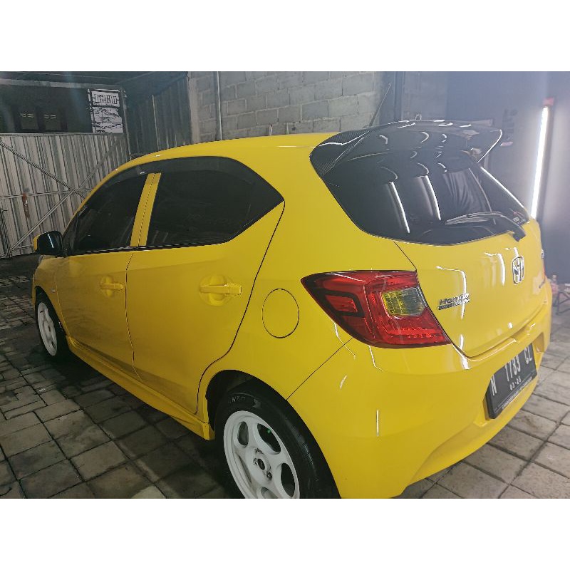Jual Spoiler Spoon carbon kevlar Brio all new | Shopee Indonesia