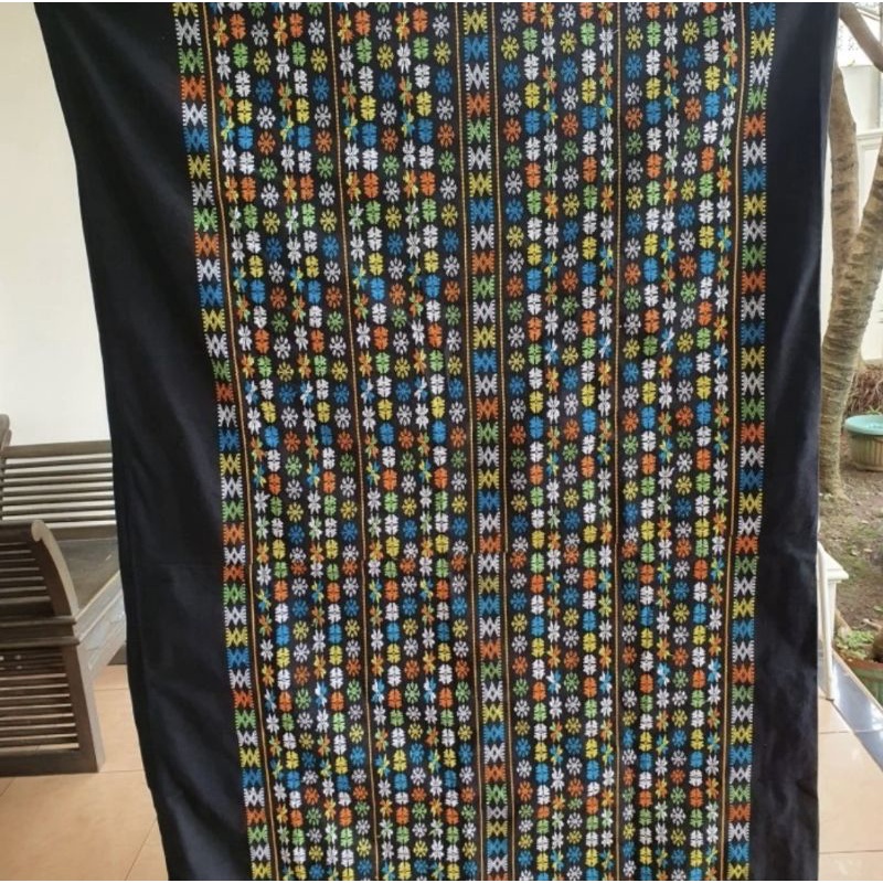 Jual Kain tenun Waerebo, Flores Original -model sarung, katun | Shopee ...