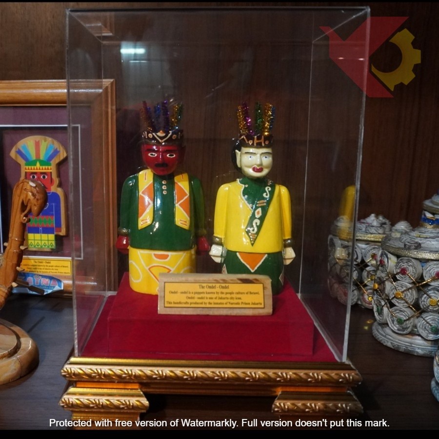 Jual PAJANGAN BONEKA KAYU ONDEL-ONDEL FREE AKRILIK | Shopee Indonesia