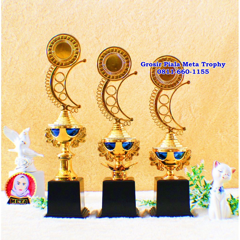 Jual Piala Set Juara 123 Trophy Kemerdekaan Special 17 Agustus Paskibra ...
