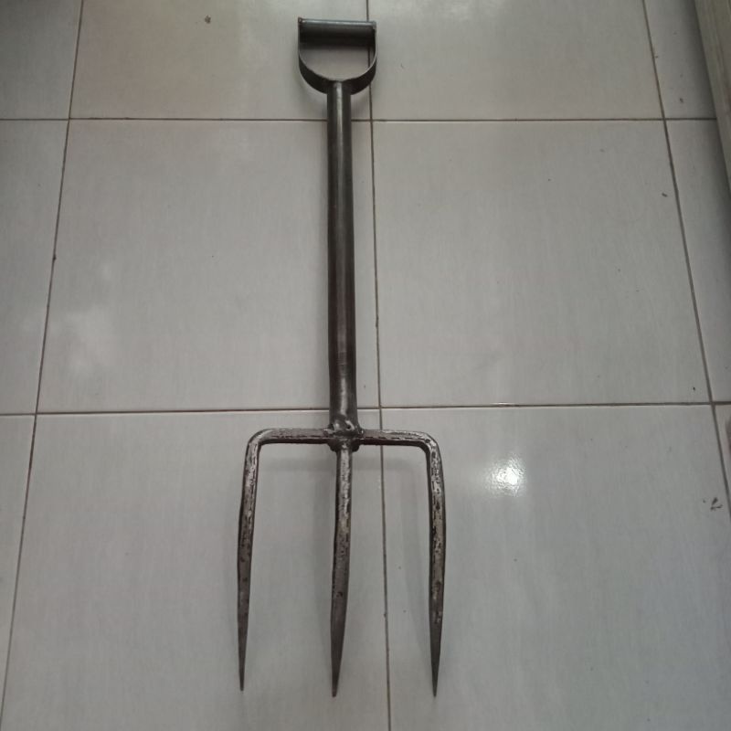 Jual garpu tanah | Shopee Indonesia