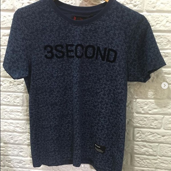 Jual KAOS 3 SECOND PRIA BIRU | Shopee Indonesia