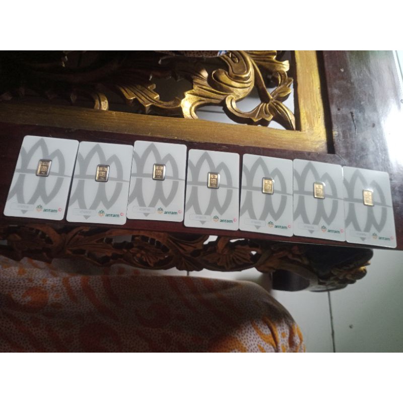 Jual LM logam mulia Antam 0,5 gr (logam mulia 2022) | Shopee Indonesia