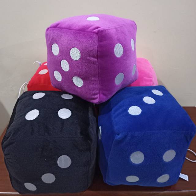 Jual DREAMTOYS96 Boneka bantal dadu ukuran 20 cm | Shopee Indonesia
