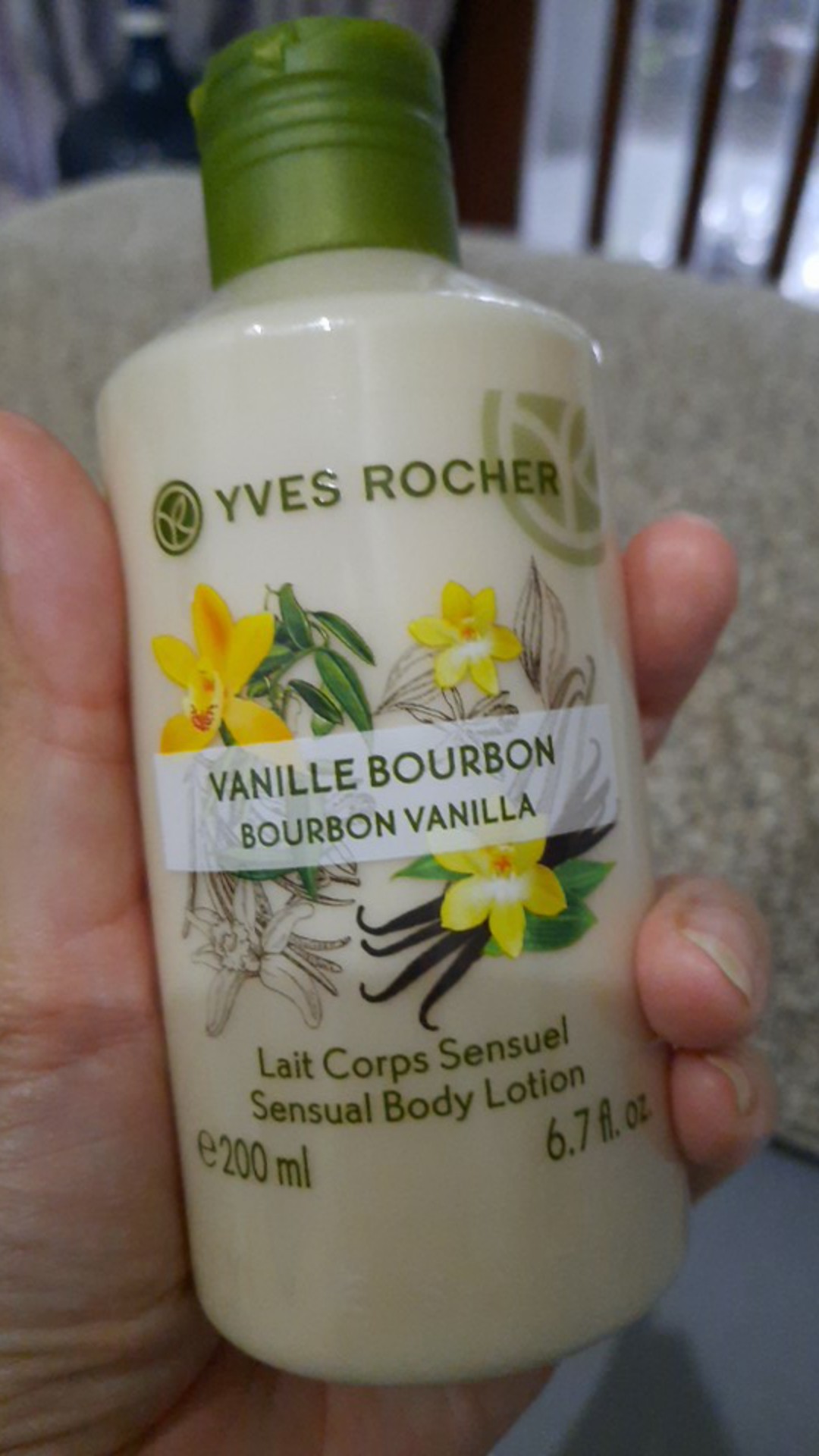 Yves Rocher Sensual Body Lotion Bourbon Vanilla 200 ml | Shopee Indonesia
