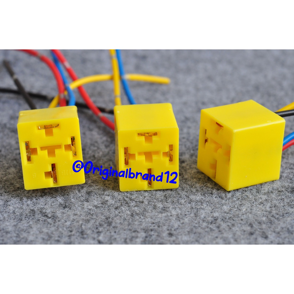 Jual PNP Socket Soket Relay Plastik 4 pin + Kabel Bintik | Shopee Indonesia