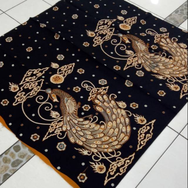 Jual Kain batik solo motif Merak ekor indah coklat | Shopee Indonesia