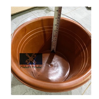 Jual Ember cor kecil orange anti pecah/ember cor orange kecil | Shopee ...