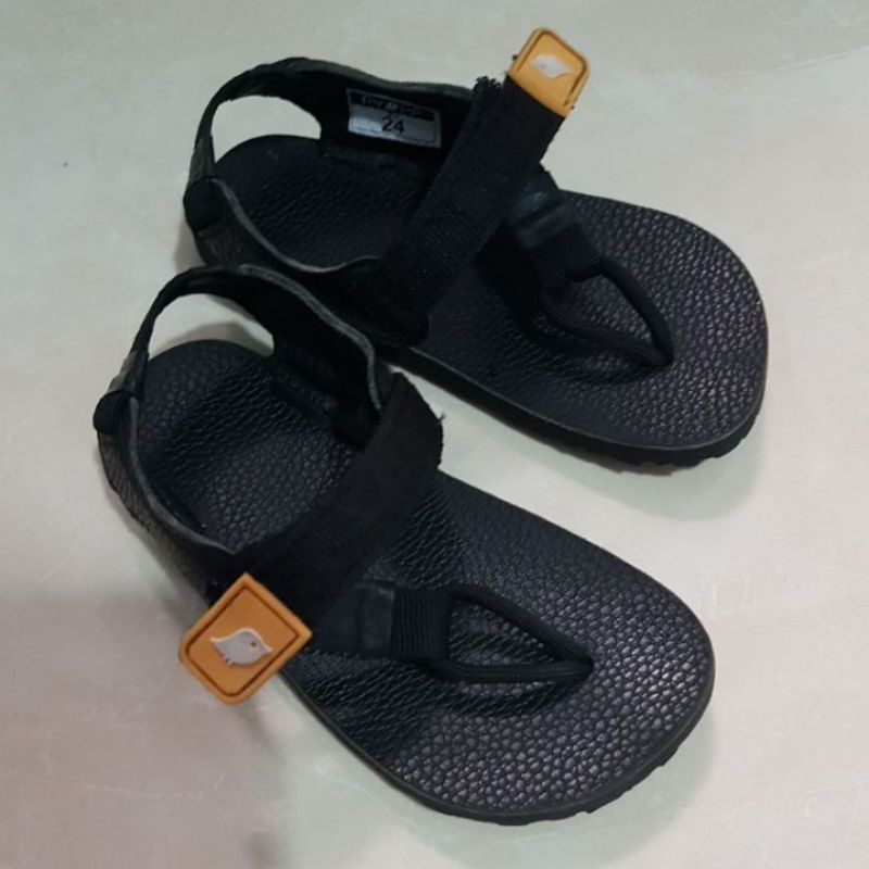 Jual pyopp tapak barefoot sandal preloved | Shopee Indonesia