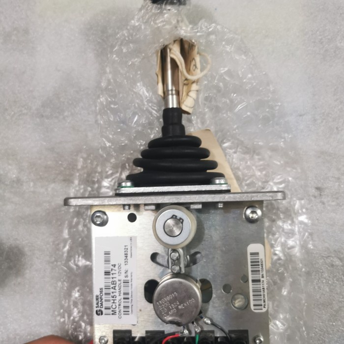 Jual Control Handle 12V Joystick Sauer Danfoss MCH51AB1174 | Shopee ...