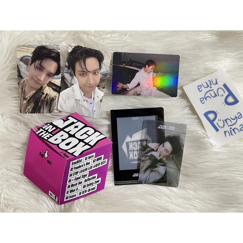 Jual [READY] Photocard Jack in the box Jhope Hobi BTS | Shopee Indonesia