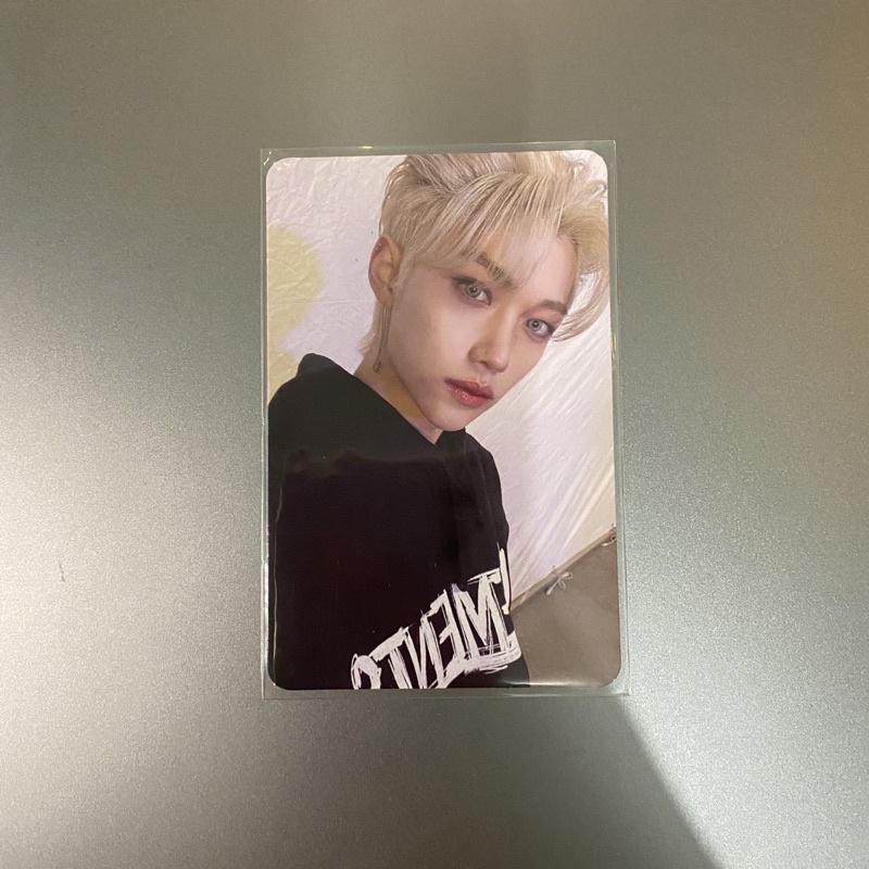Jual stray kids oddinary photocard felix (blue) | Shopee Indonesia