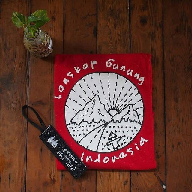 Jual Kaos Gunung Forestalk Lanskap Gunung Indonesia | Shopee Indonesia