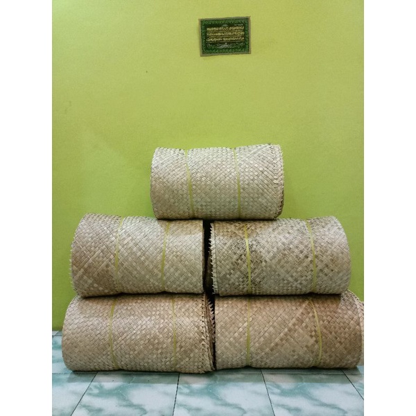 Jual tikar pandan/tikar anyaman/tikar jenazah/kelasa pandan anyaman ...