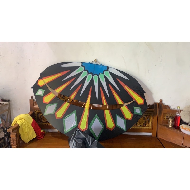 Jual layangan pegon ceper ukuran 1m bosku murah | Shopee Indonesia
