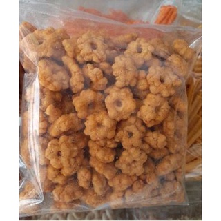 Jual SNACK KILOAN CEMILAN SAKURA RIBUT PILUS SAKURA REPACK ORI MURAH ...