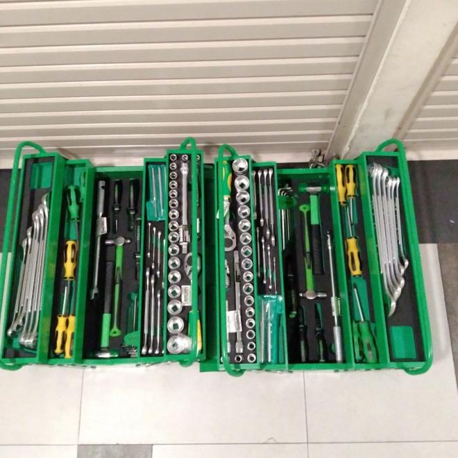 Jual Mekanik Tool Set 66 Pcs Tekiro Mechanic Tools Set - Hijau | Shopee ...