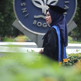 Jual Paket Toga Wisuda Sarjana/ Diploma IPB University Indonesia|Shopee ...