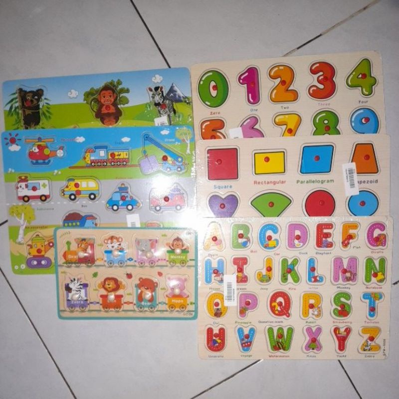 Jual Mainan Edukasi Puzzle Kayu Knob Huruf Alfabet - Angka - Bentuk ...