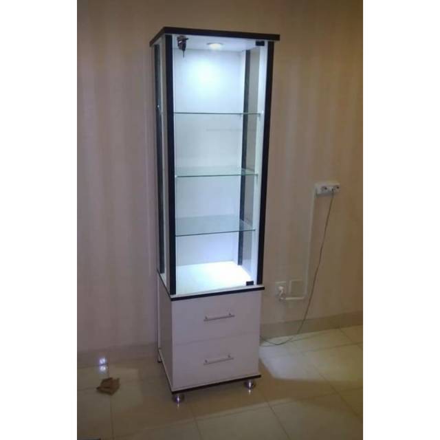 Jual LEMARI TAS DISPLAY KACA Indonesia|Shopee Indonesia