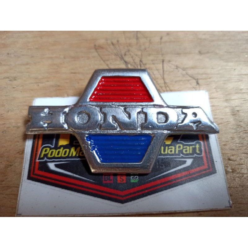 Honda C70 Logo