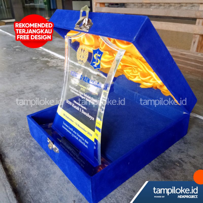 Jual (10x15) Vendel Plakat Akrilik GRATIS Desain | Kenang-kenangan ...