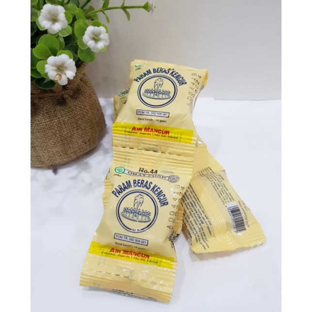 Jual Jamu Param Beras Kencur - Air Mancur (1 Renteng 10 Sachet ...