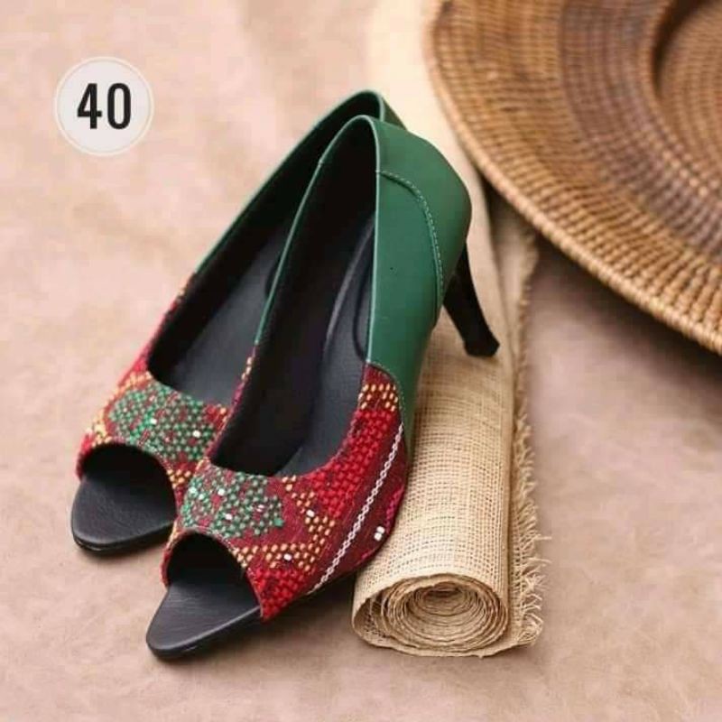 Jual HEELS 7 CM, SEPATU TENUN ULOS BATAK, HEELS ULOS, SEPATU ETNIK ...