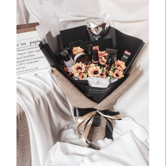 Jual Buket makeup makeover mix focallure (HARGA SUDAH TERMASUK ...