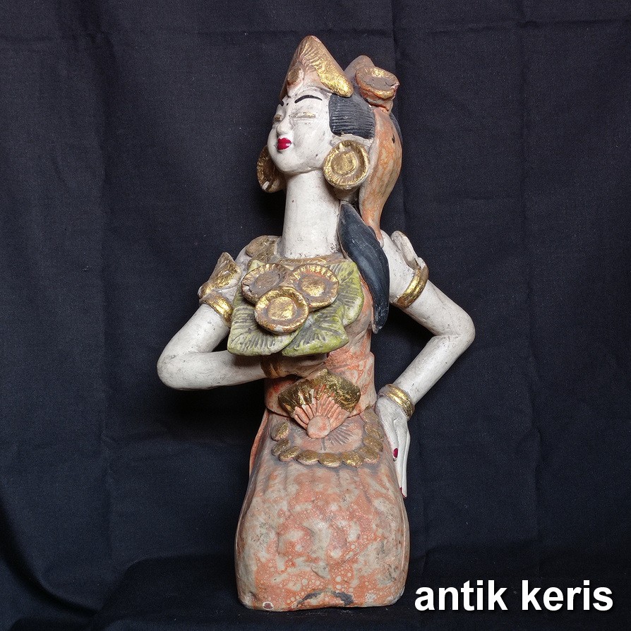 Jual Patung Wanita Menari Pakaian Baju Adat Tradisional | Shopee Indonesia