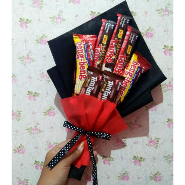(READY) BUCKET SNACK / Bucket Makanan / Kado Wisuda | Shopee Indonesia