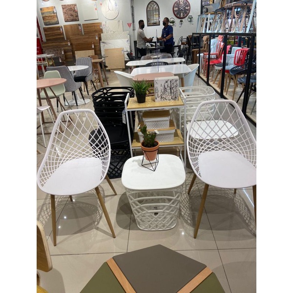 Jual kursi set harmon informa/kursi aesthetic informa | Shopee Indonesia