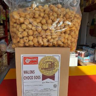 Jual Snack wallens choco soes cemilan soes mini murah | Shopee Indonesia