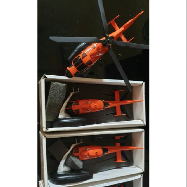 Jual Miniatur Helicopter Basarnas Bahan fiber skala 1:65 16cm | Shopee ...