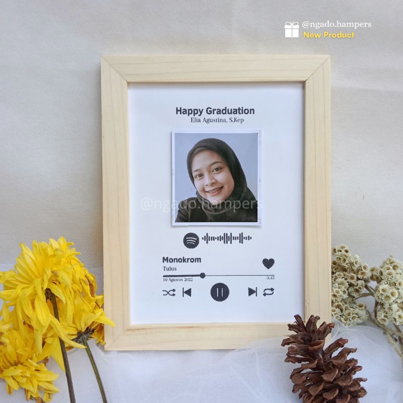 Jual Kado Wisuda Custom Foto Spotify Frame/ Kado Graduation Custom Foto ... Jual Kado Wisuda Custom Foto Spotify Frame/ Kado Graduation Custom Foto ...