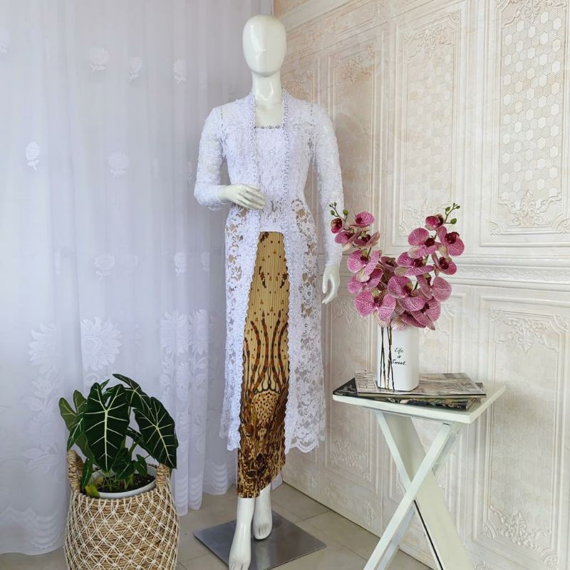 Jual Kebaya Akad Kutu Baru Semata Kaki Full Payet | Shopee Indonesia