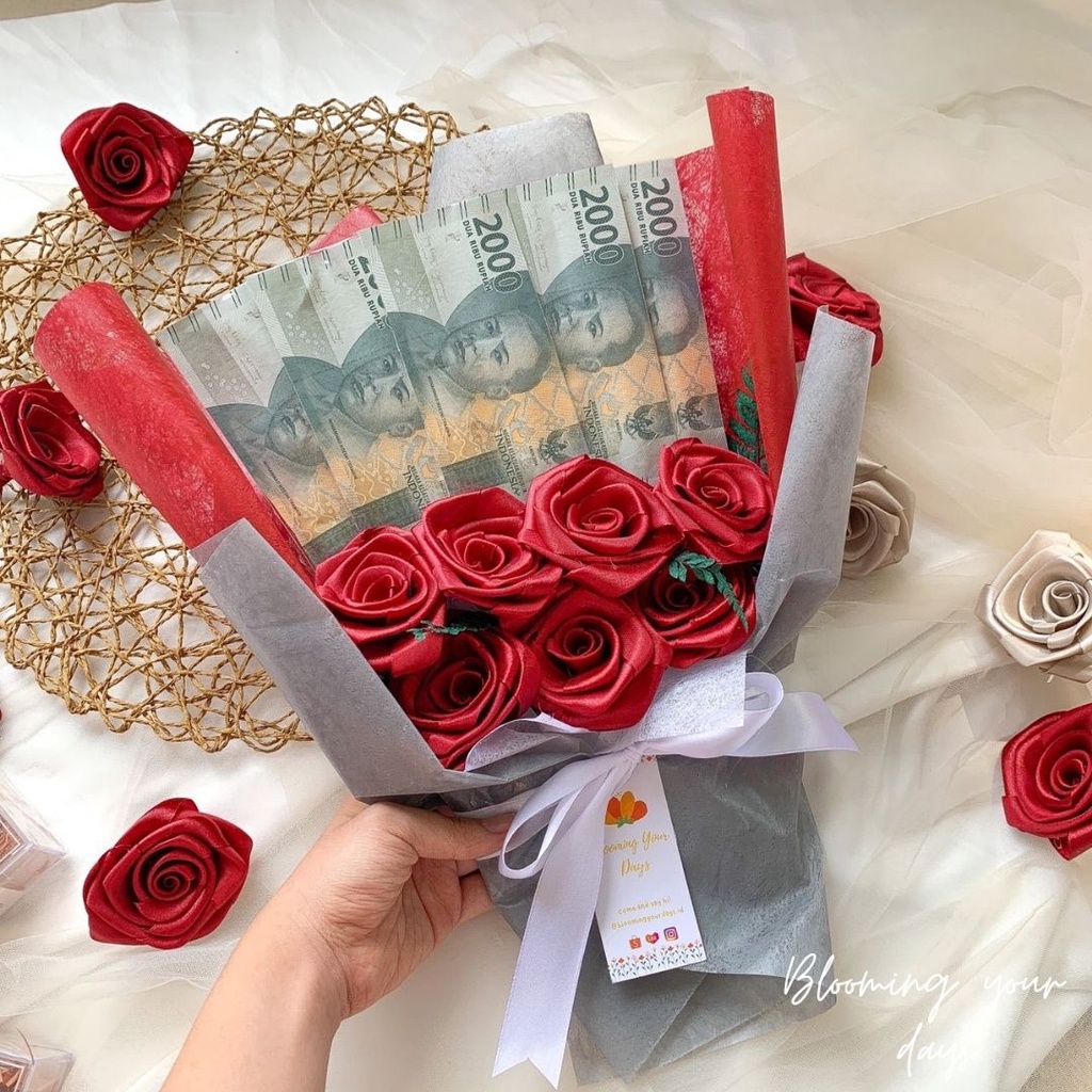 Jual Bloomingyourdays Buket uang asli Money Bouquet Buket bunga satin ...
