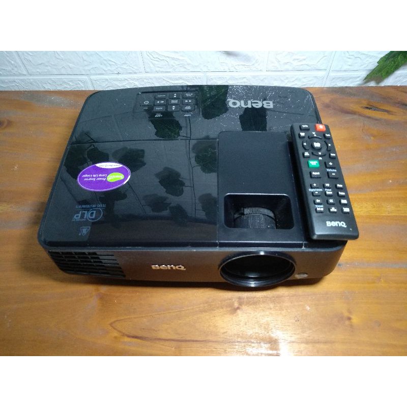 Jual Proyektor Benq MS504 3000 Lumens Remote pemakaian minim | Shopee ...
