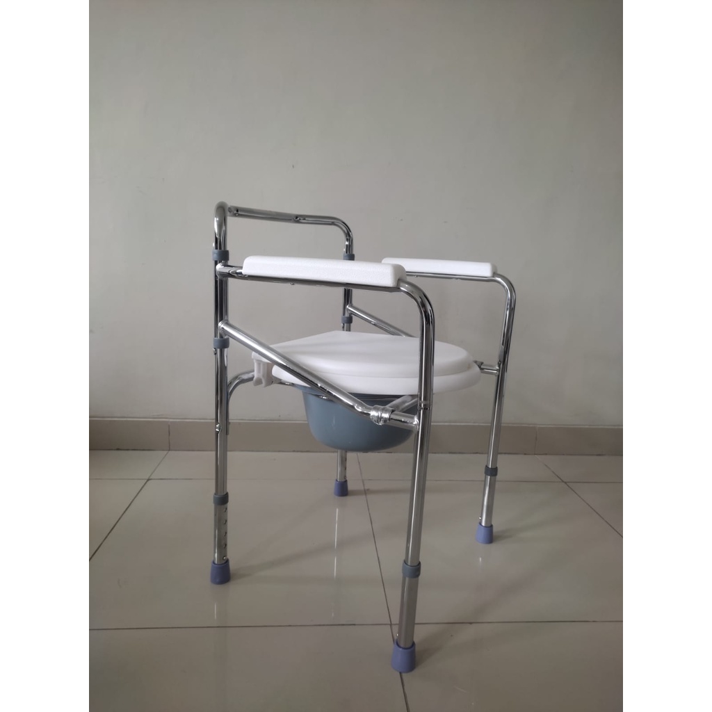 Jual Kursi BAB Tanpa Roda Commode Chair Chrona Care Kursi Buang Air ...