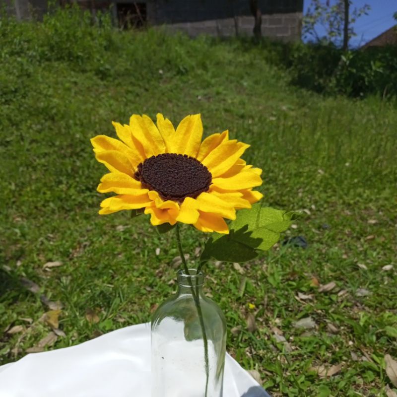 Jual Bunga matahari flanel pertangkai / satuan | Shopee Indonesia